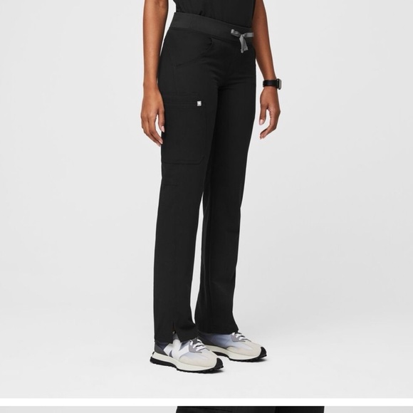 Figs | Pants & Jumpsuits | Figs Kade Black Cargo Pants | Poshmark